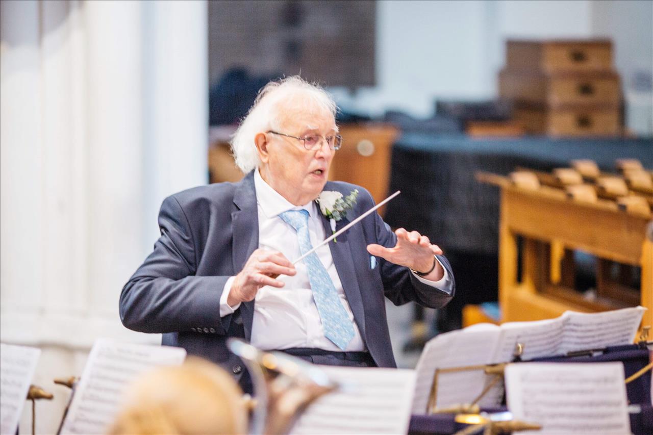 Death of Haydn Griffiths MBE — 4barsrest