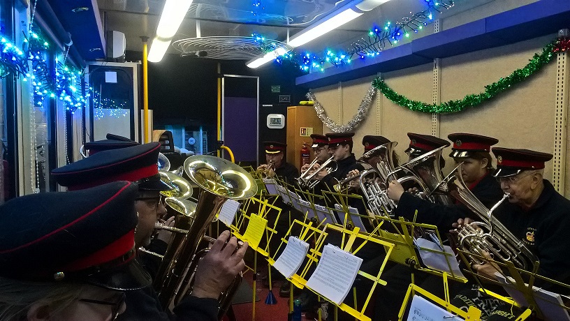 Festive spirit on show in Stalham — 4barsrest