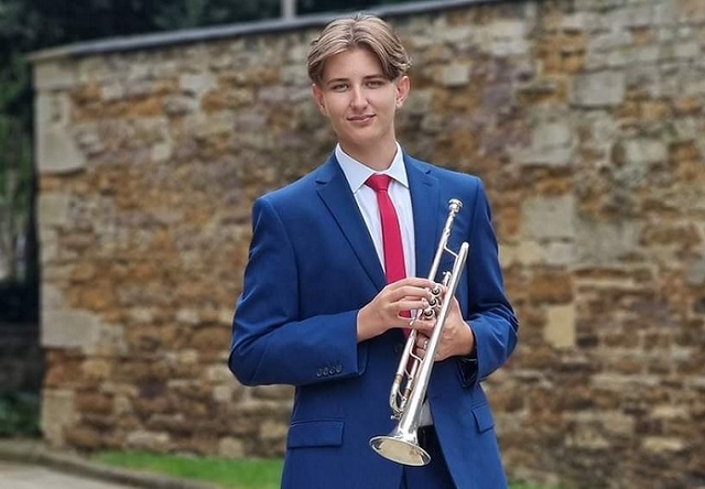 Scholarship award for young GUS cornet star — 4barsrest