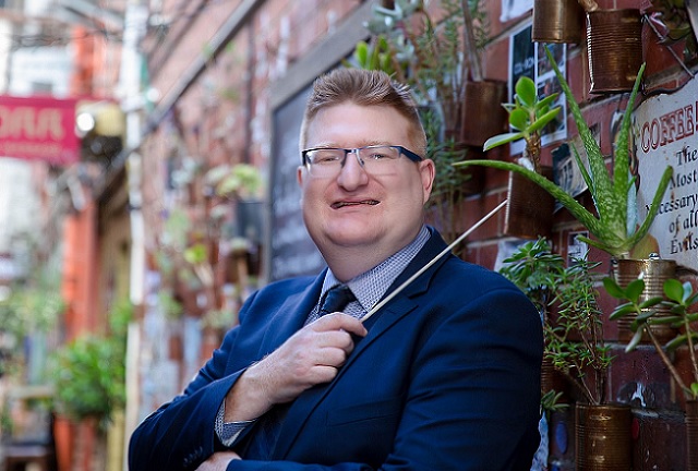 New direction lead at Sandhurst — 4barsrest