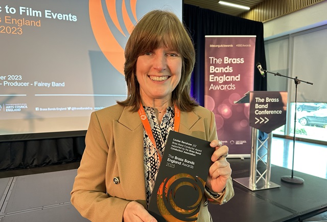 Conductors' Association congratulate Renshaw on award — 4barsrest