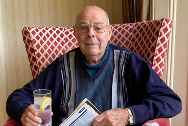 Death of Ian Thompson — 4barsrest