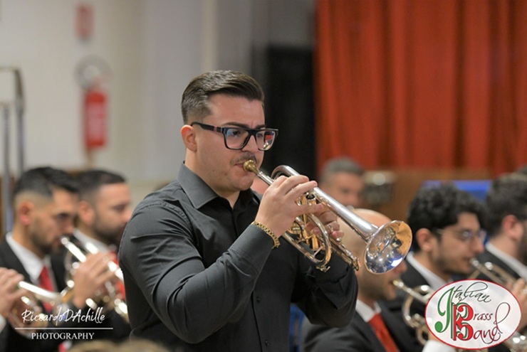 Roman talent shines with Italian Brass Band — 4barsrest